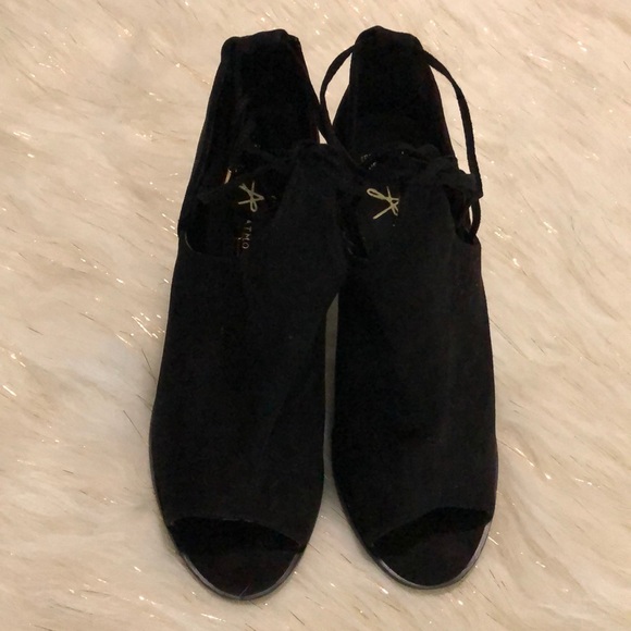 Atmosphere | Shoes | Atmosphere Heel Bootie | Poshmark